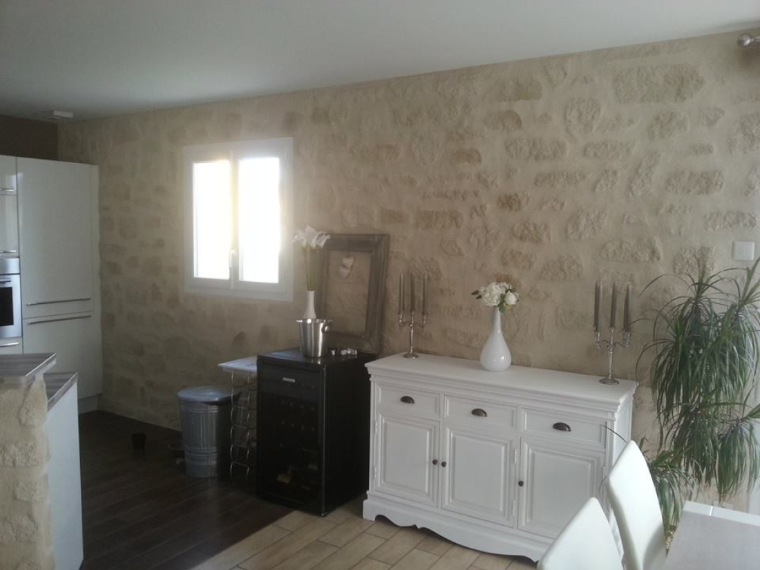 Blog - Pierre de parement intérieur : 6 idées pour embellir votre ...